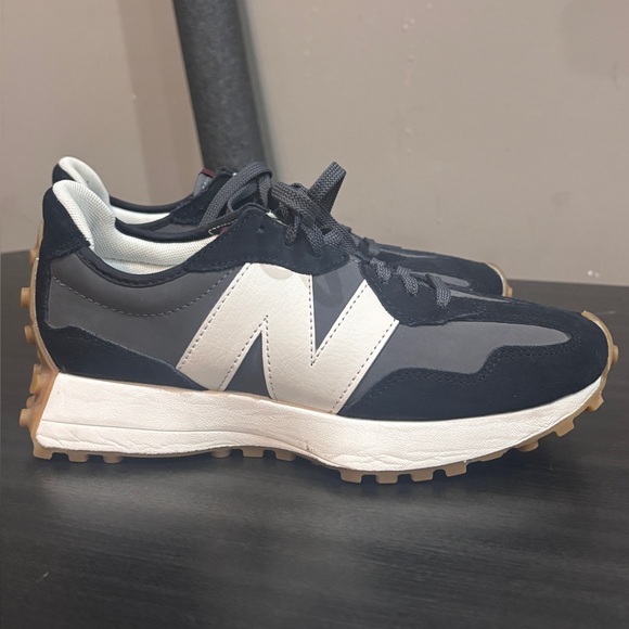 New Balance | Shoes | New Balance 327 Ws327kc Black Moonbeam Womens ...